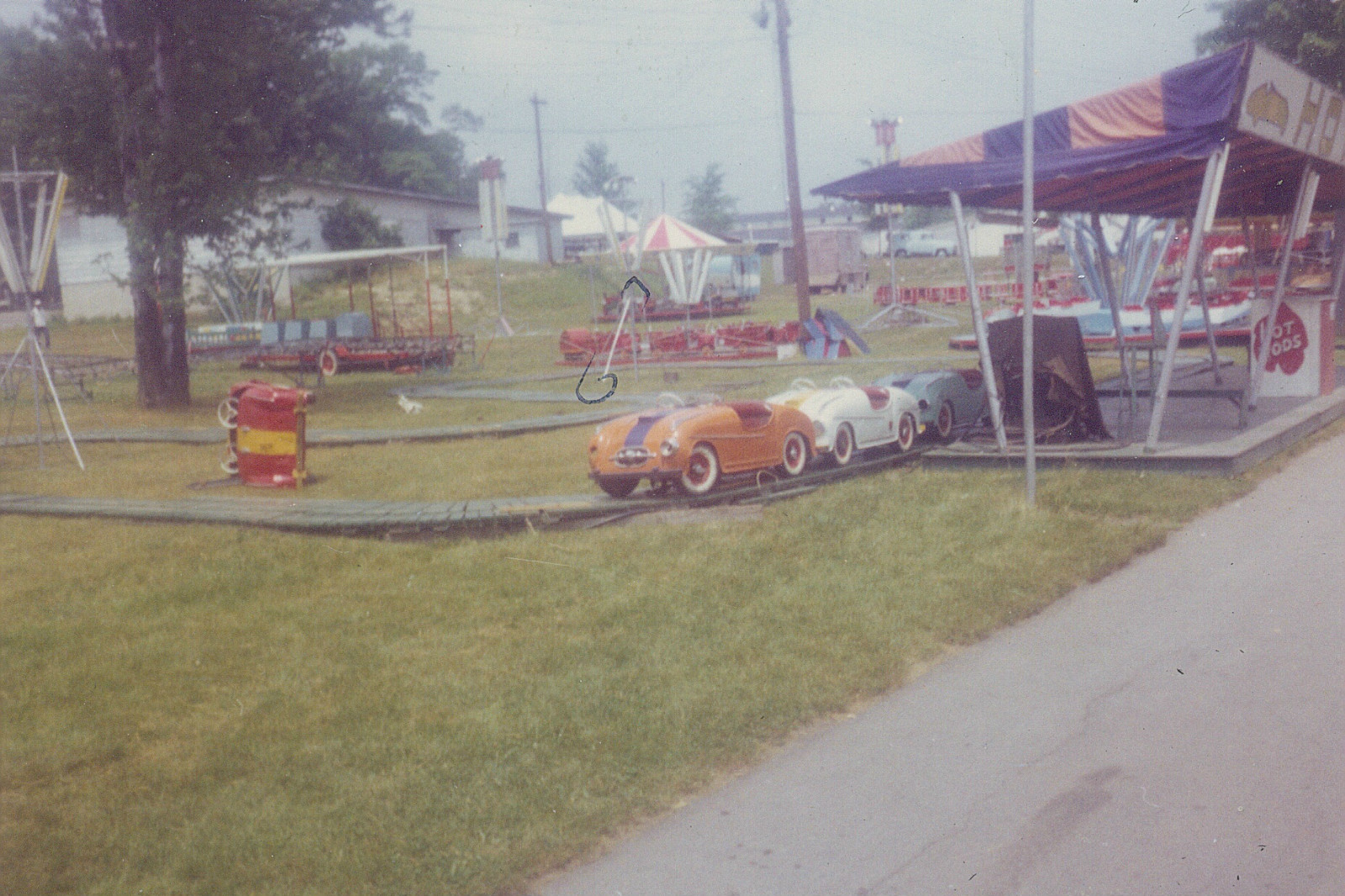 West's World Wonder Shows setting up the Merry Go Round ..early 1930's ...